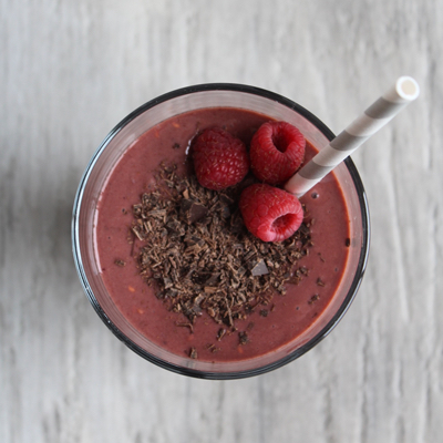 Dark chocolate raspberry smoothie | U.S. Dairy